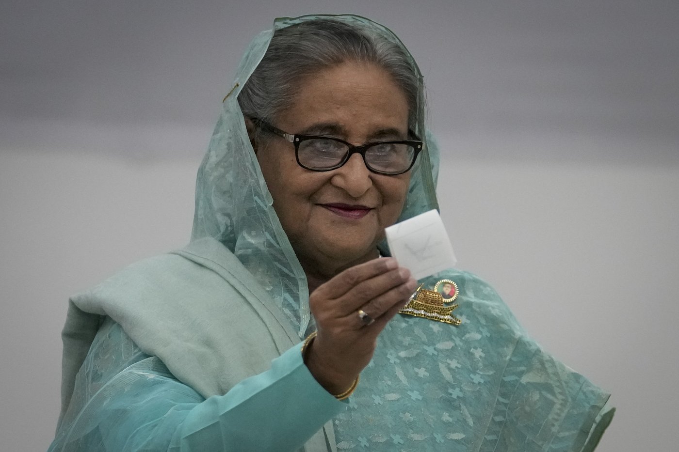 La première ministre du Bangladesh démissionne dans la foulée d'un ...